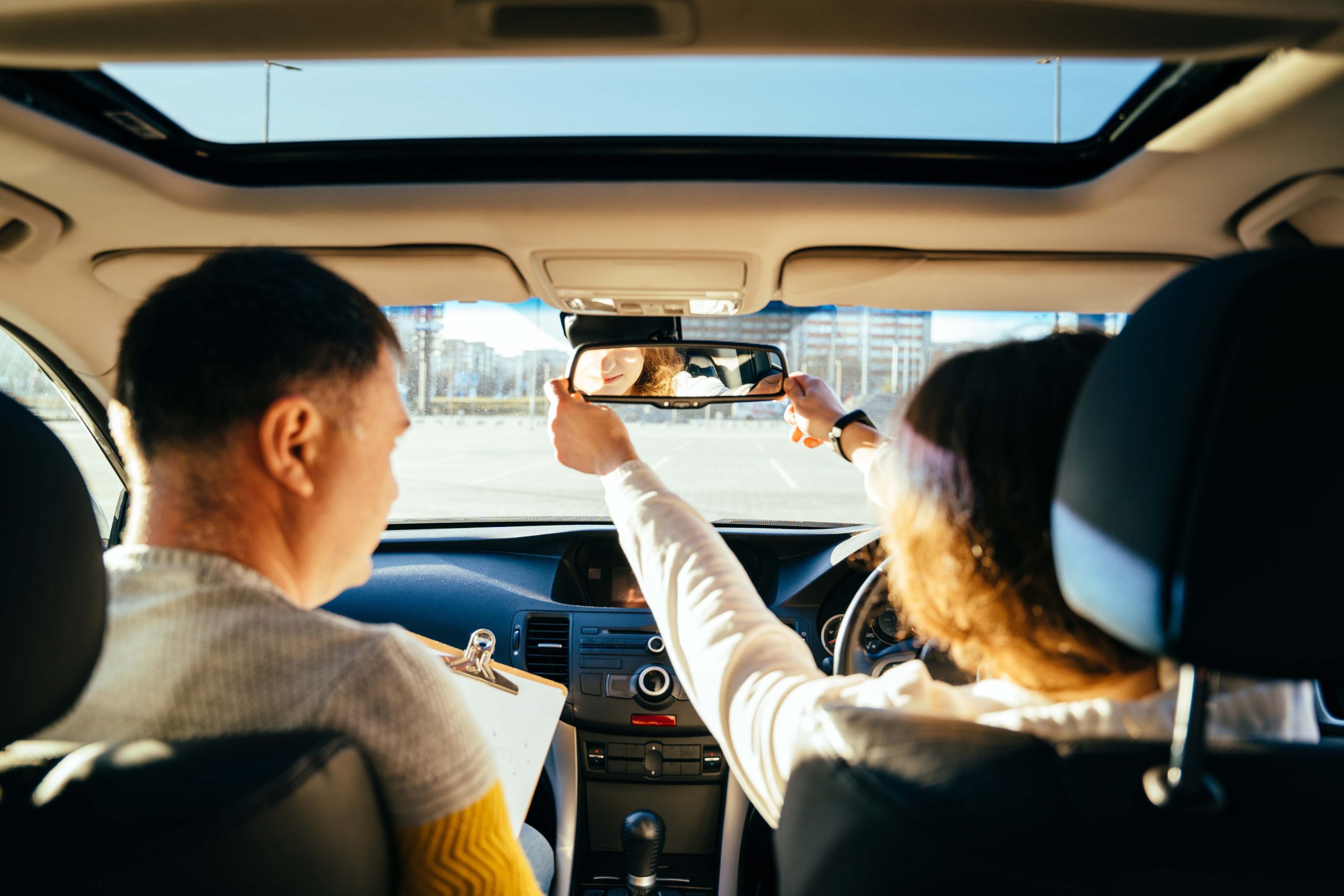 Choosing the best driving test instructor | Dayinsure