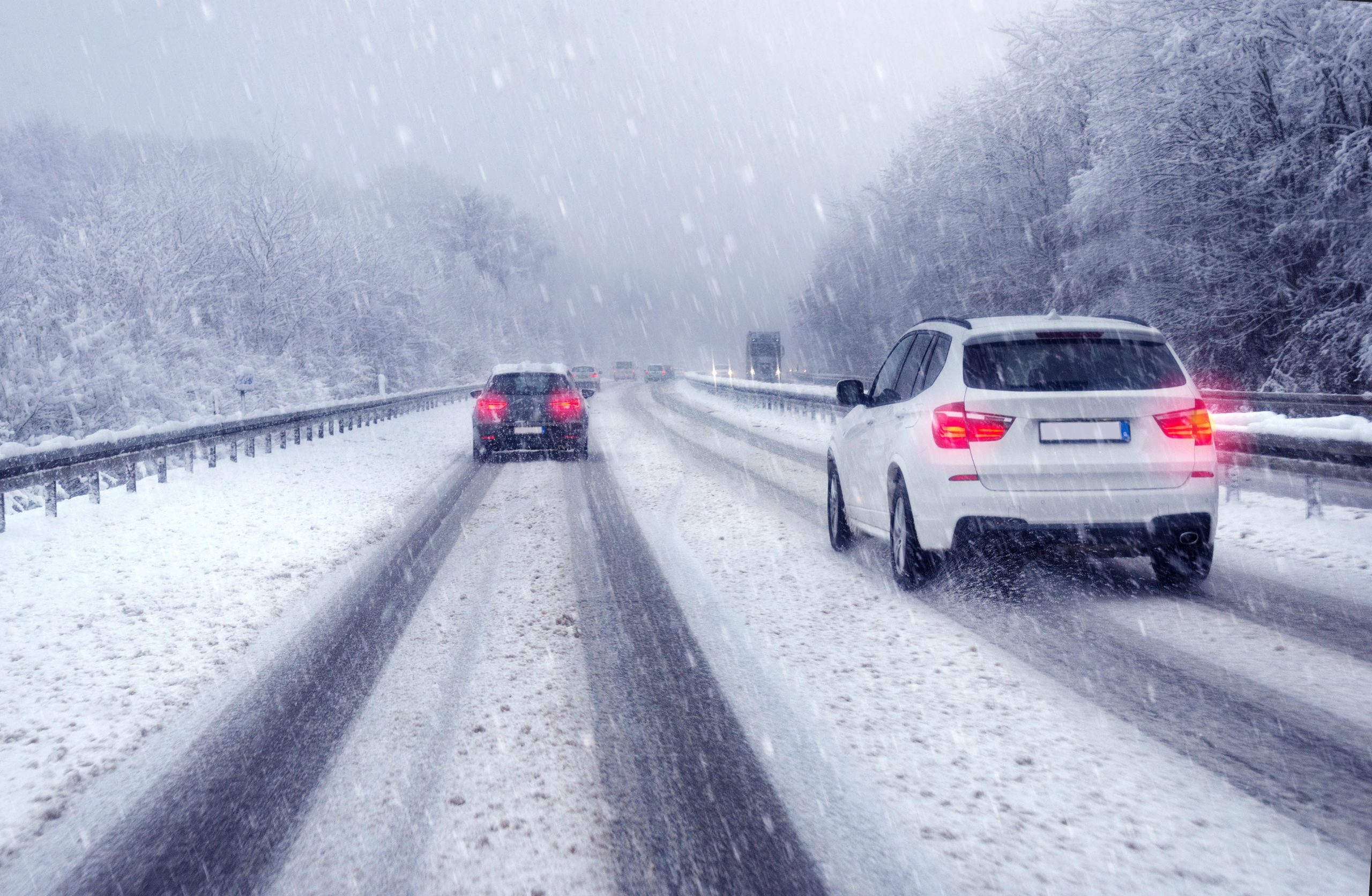 Driving during the winter season | Dayinsure